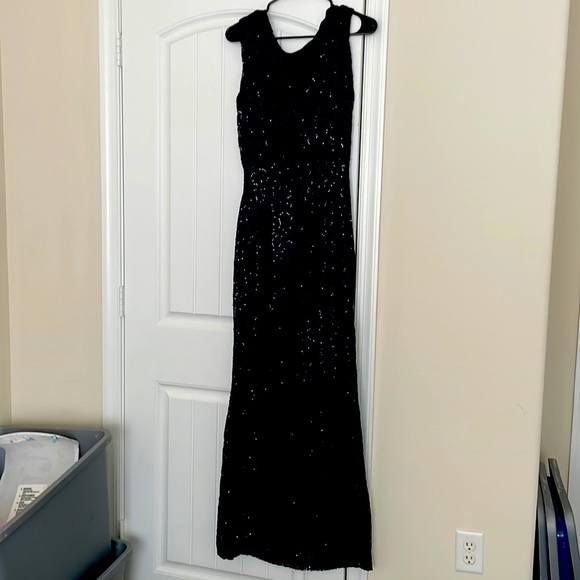 Onyx Nite | Dresses | Onyx Sleeve Less Sequin Lace Evening Gown 2 Blue ...